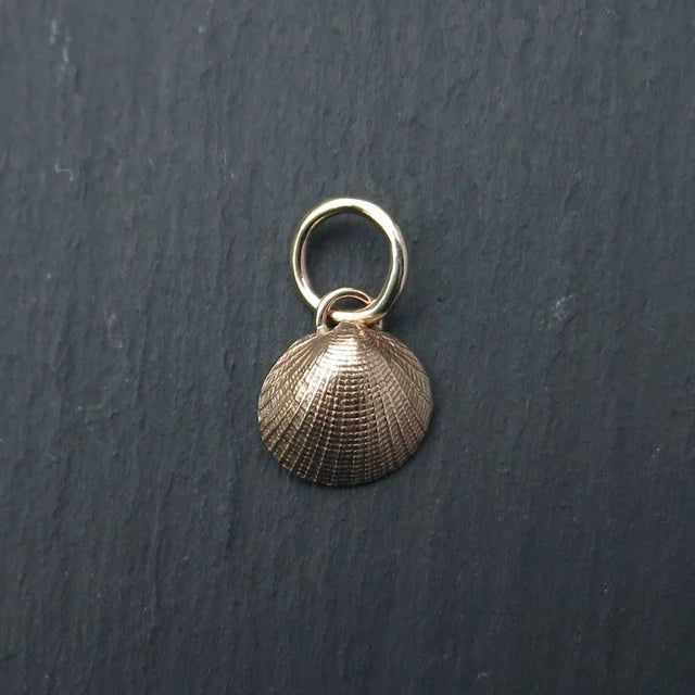 Scallop Shell Charm - Gold – Jewellery by Lucy Campbell